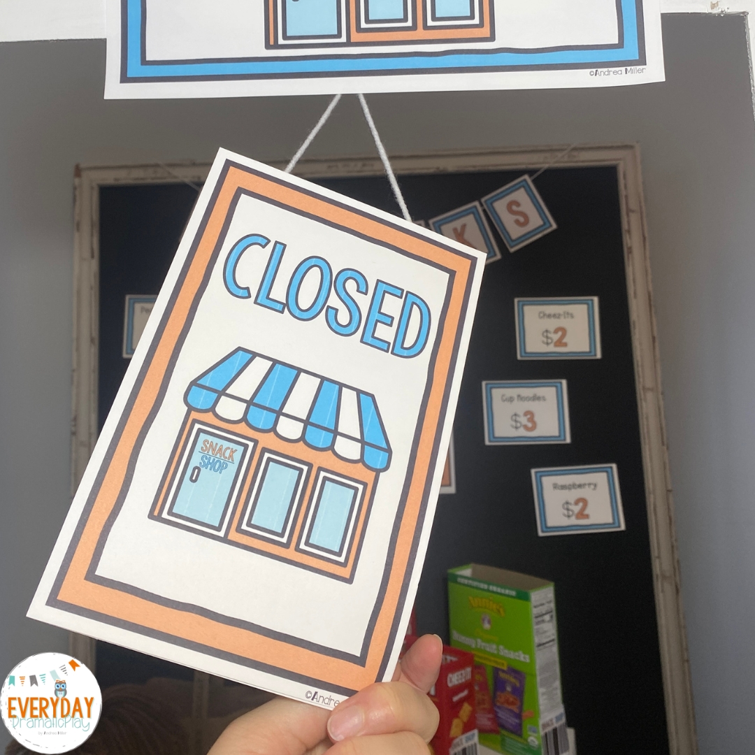 5 Ways to Create a Print Rich Dramatic Play Center ...